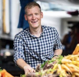 Cook, Eat and Have Fun! - Justin Chapple